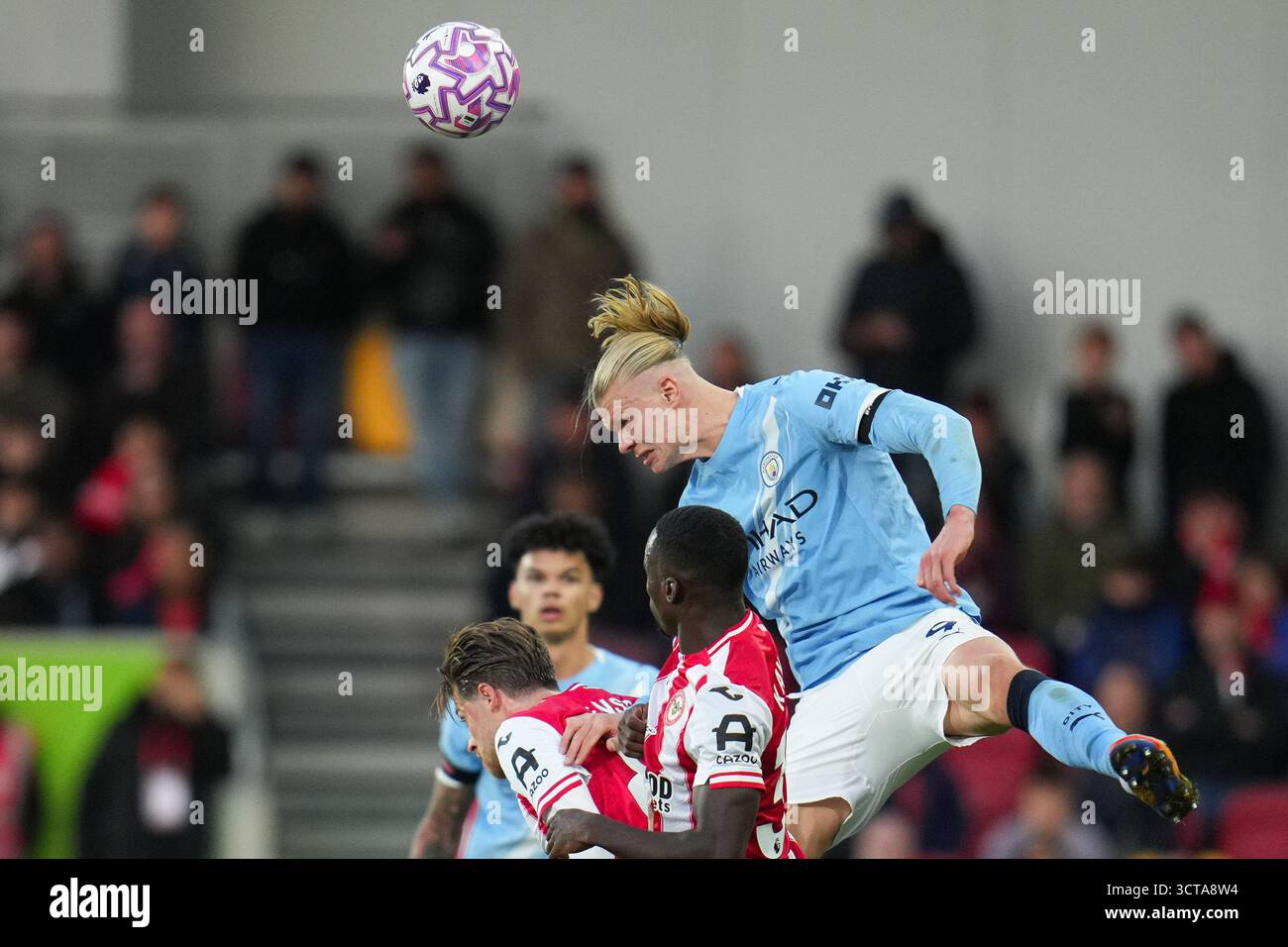 Erling Haaland of Manchester City wins header during the Premier League ...