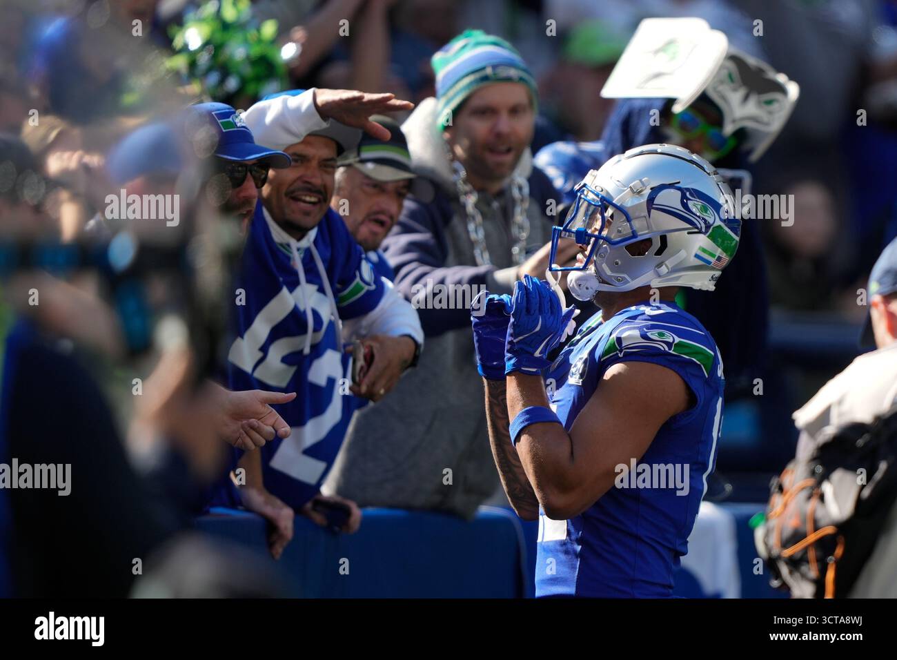 Seattle Seahawks wide receiver Jaxon Smith-Njigba (11) celebrates with ...