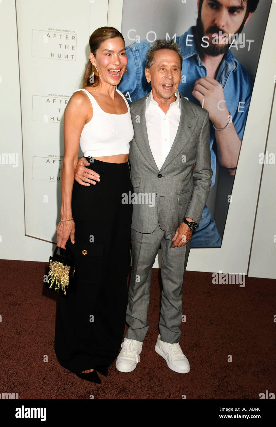 LOS ANGELES, CALIFORNIA - OCTOBER 04: (L-R) Veronica Smiley Grazer and ...