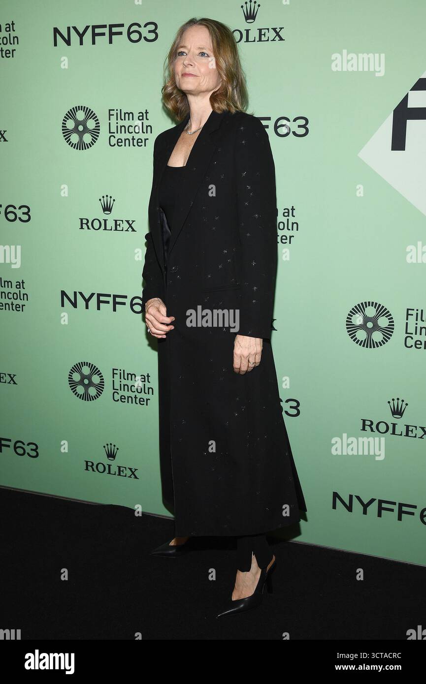 New York, USA. 05th Oct, 2025. Actress Jodie Foster attends the 'A ...