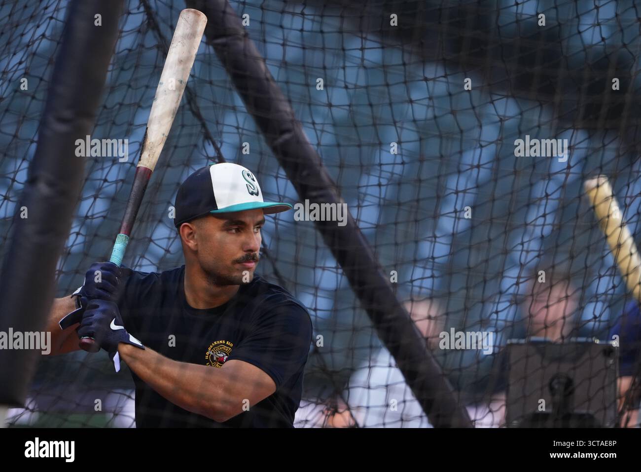 Seattle Mariners' Harry Ford takes batting practice before Game 2 of ...