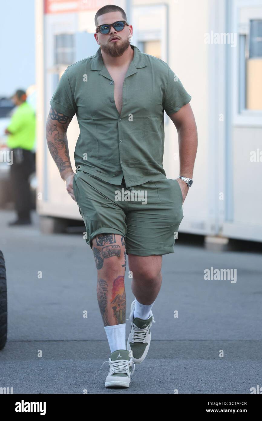 Buffalo Bills offensive tackle Alec Anderson (70) arrives at the ...
