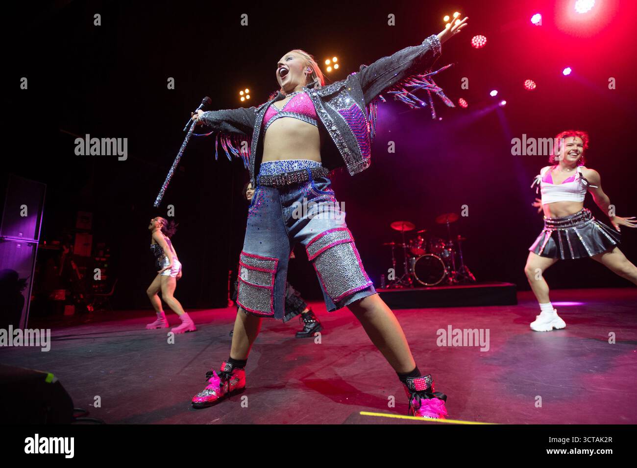 London, UK. 05 Oct 2025. American singer JoJo Siwa (born Joelle Joanie ...