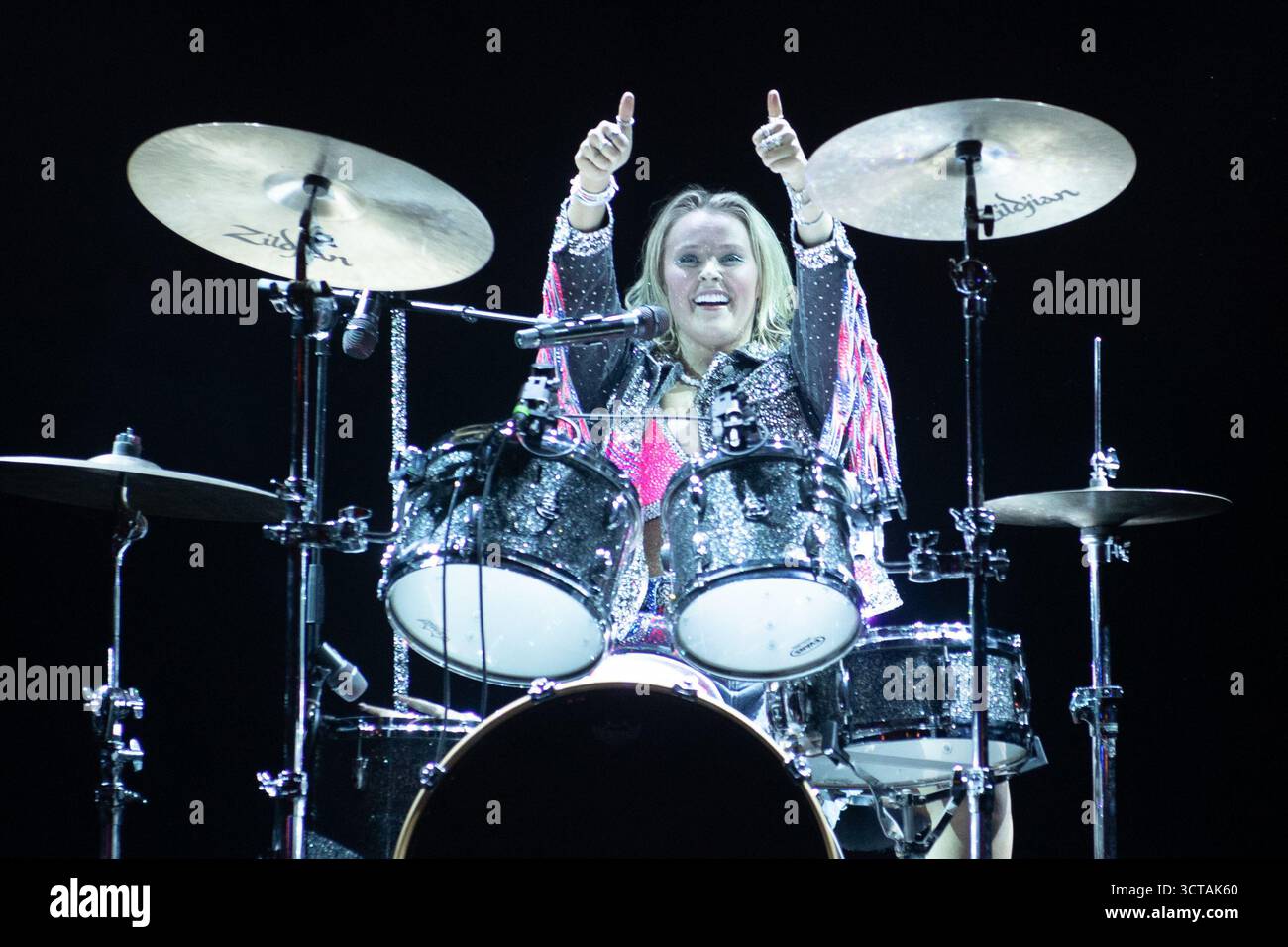 London, UK. 05 Oct 2025. American singer JoJo Siwa (born Joelle Joanie ...