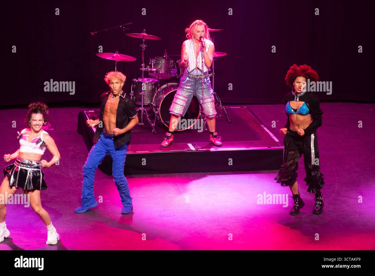 London, UK. 05 Oct 2025. American singer JoJo Siwa (born Joelle Joanie ...