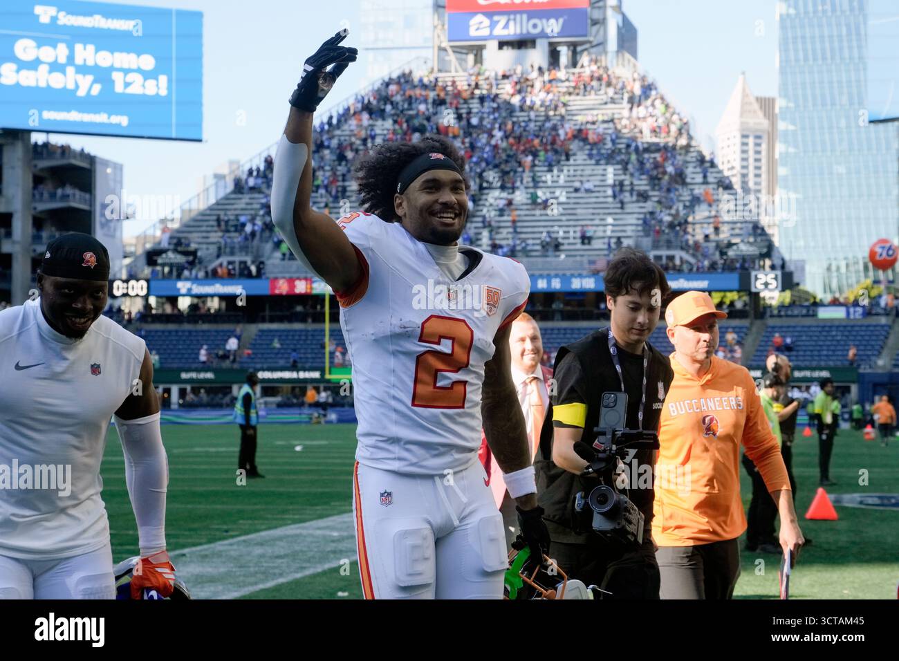 Tampa Bay Buccaneers wide receiver Emeka Egbuka (2) waves to the crowd ...
