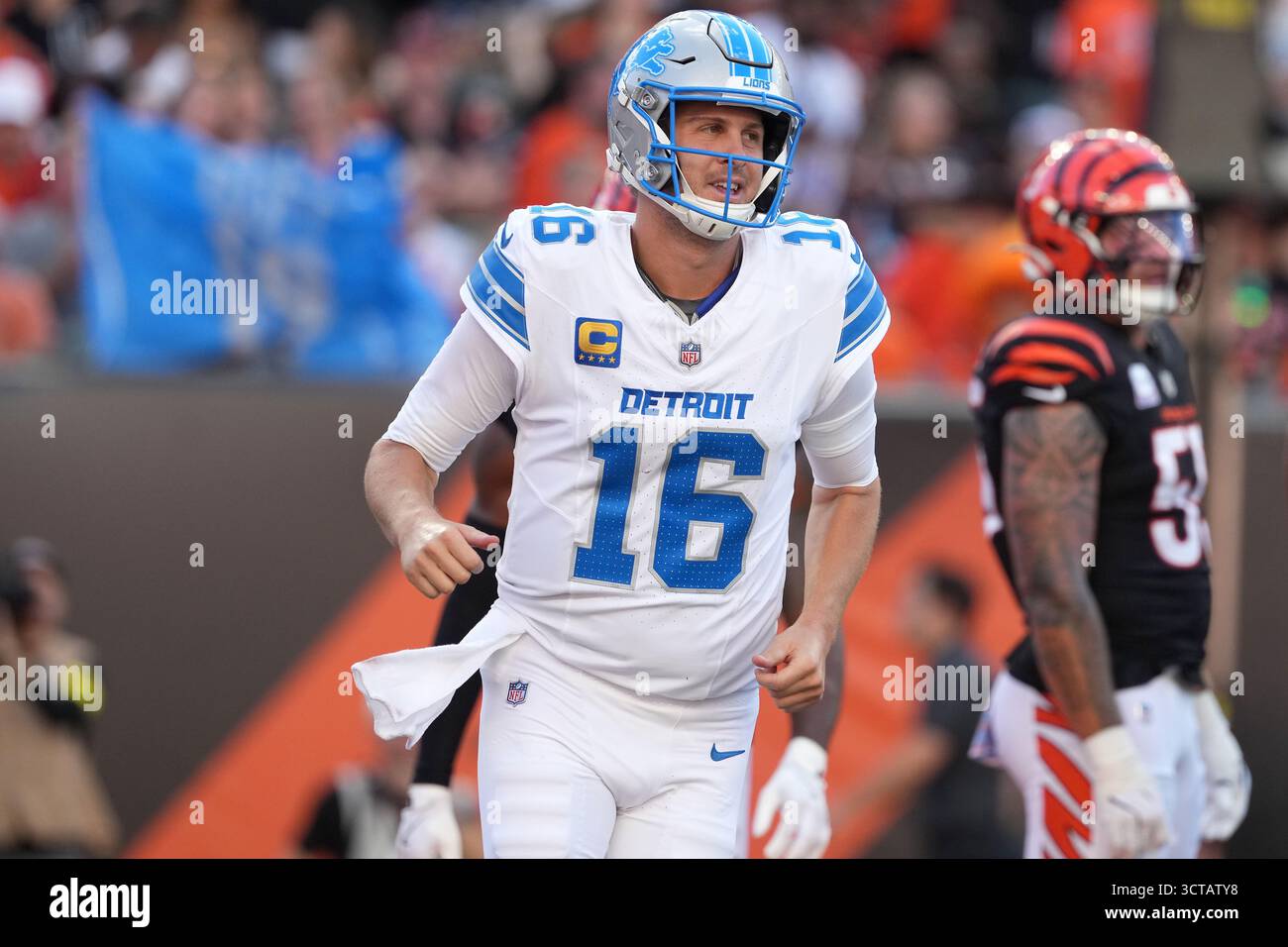 Detroit Lions quarterback Jared Goff (16) smiles after a touchdown pass ...