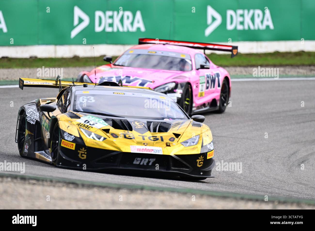DTM 2025 (63): Jordan Pepper auf der Rennstrecke des Hockenheimrings ...