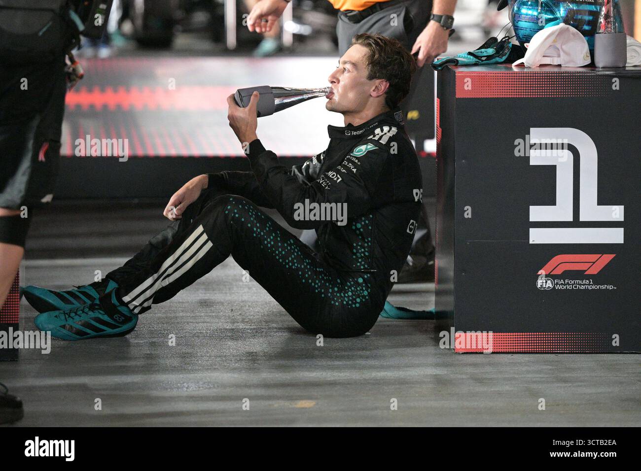 British driver george russell hi-res stock photography and images - Alamy