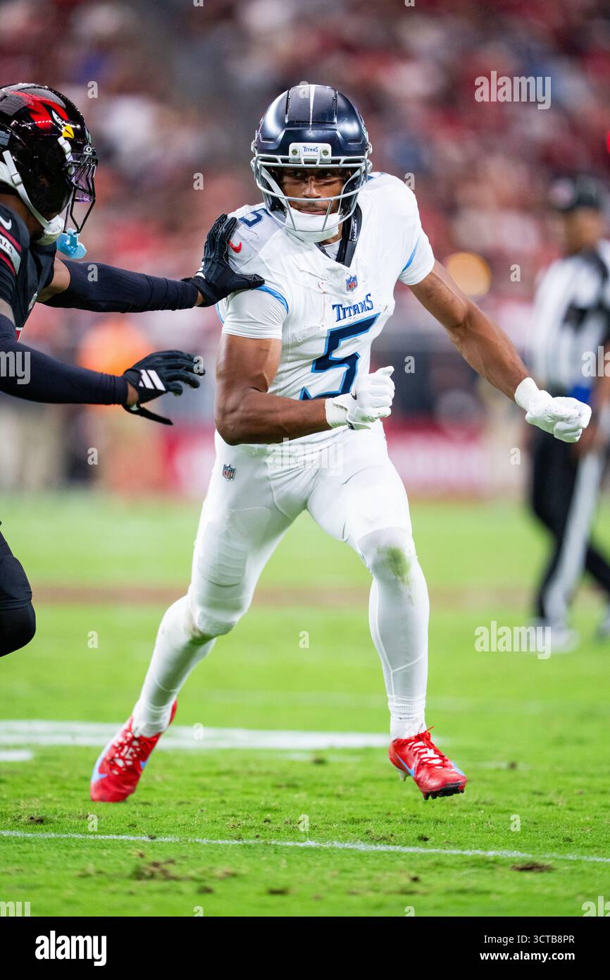 Tennessee Titans wide receiver Elic Ayomanor (5) runs in an NFL ...