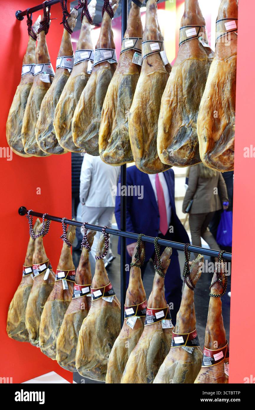 Serranoschinken bei der internationalen Leitmesse für Lebensmittel und ...