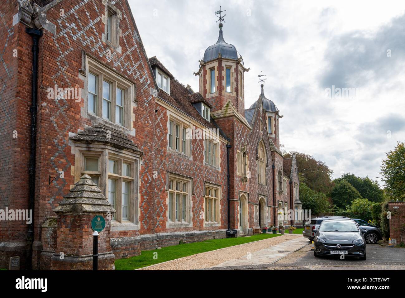 The free grammar school of queen elizabeth i hi-res stock photography ...