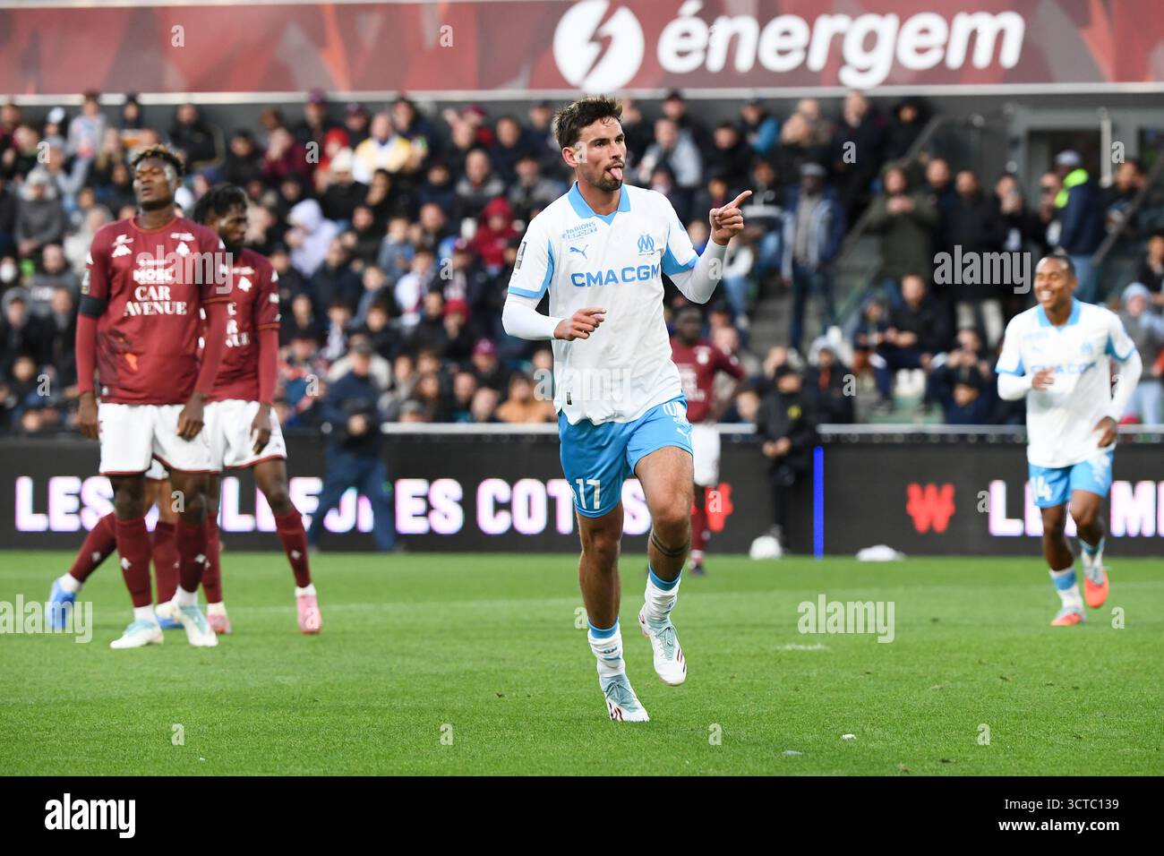 17 Matt ORILEY O RILEY (om) during the Ligue 1 McDonald's match between Metz and Marseille at ...