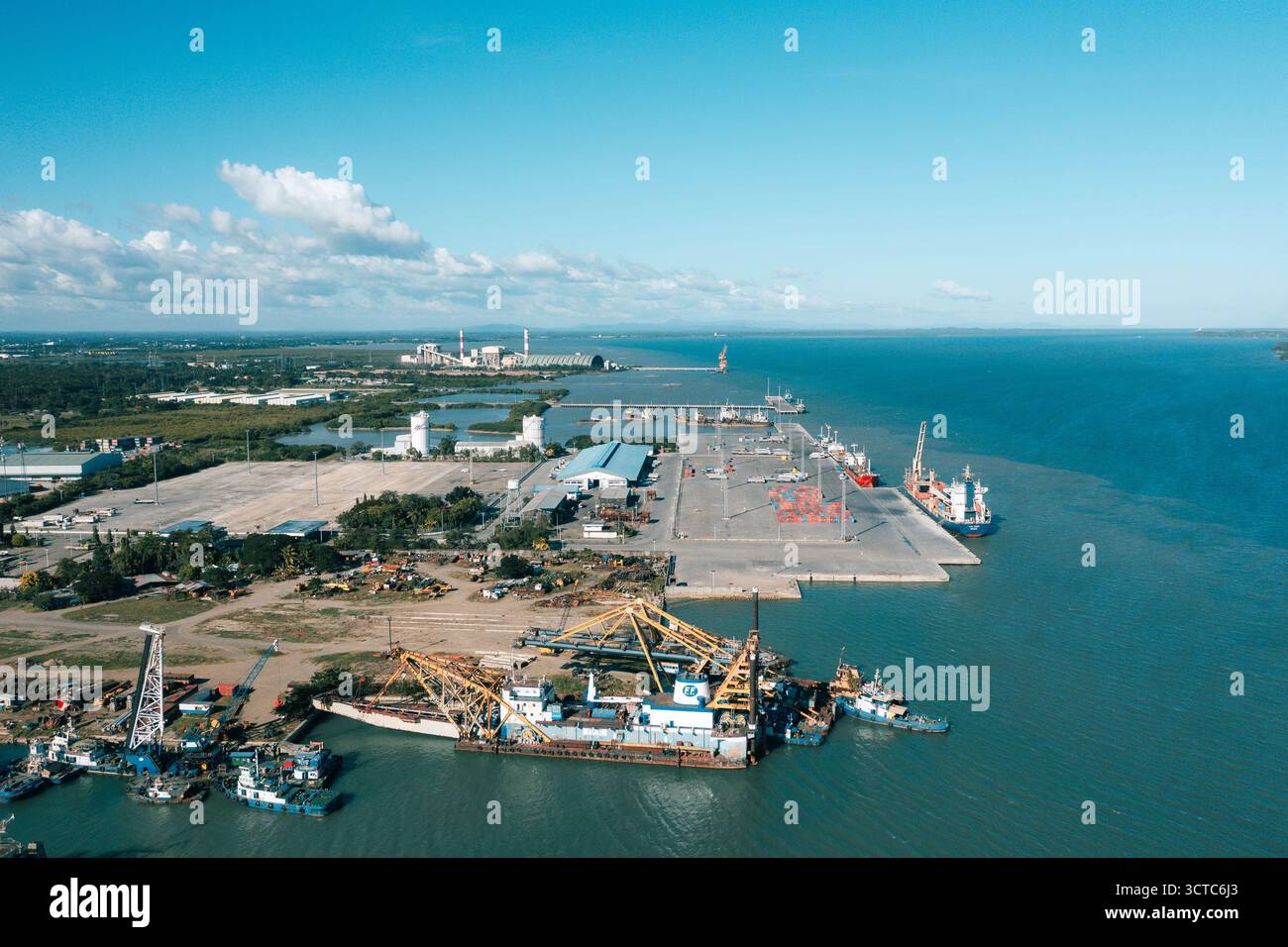 Iloilo commercial port complex hi-res stock photography and images - Alamy
