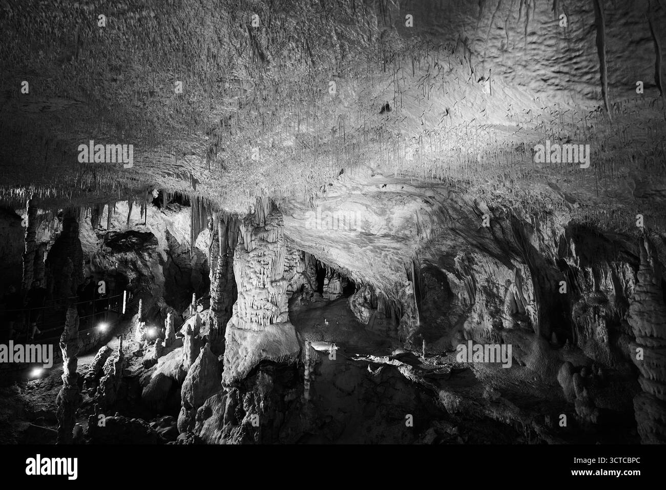 Interior postojna cave slovenia hi-res stock photography and images - Alamy