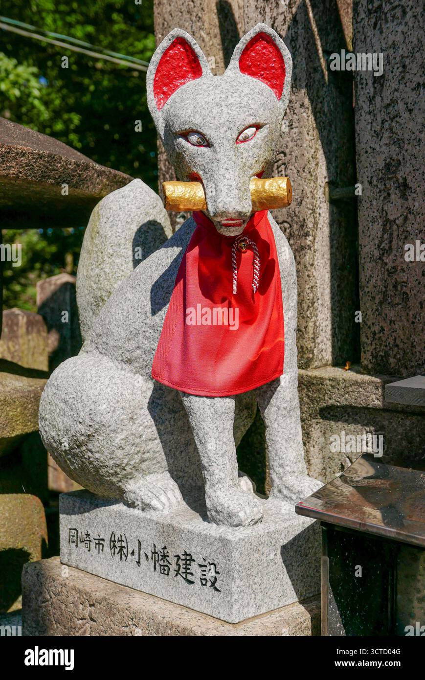 Japan, Kyoto: Fushimi Inari Taisha Shrine with its 10,000 torii gates ...