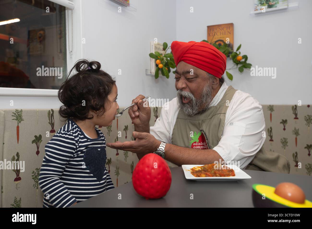 Edinburgh, Scotland, UK. 6th Oct, 2025. Edinburgh Community Food (ECF ...