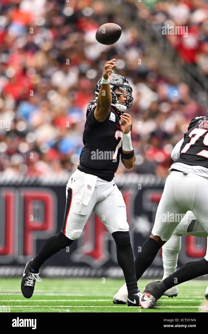 Houston Texans quarterback C.J. Stroud (7) throws a pass in the first ...