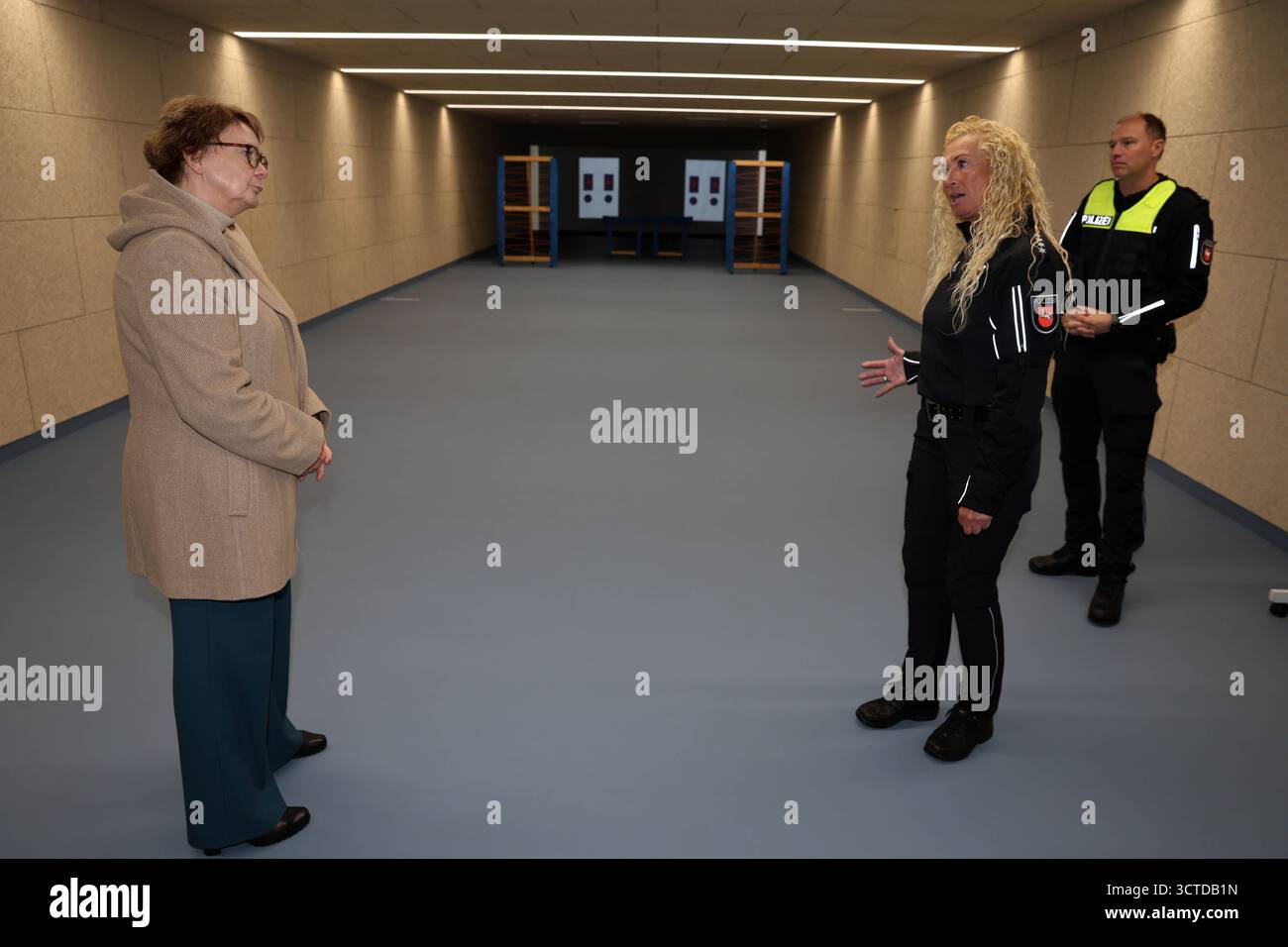 Hann range hi-res stock photography and images - Alamy
