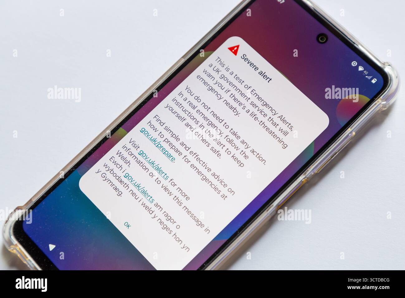 Severe alert test message sent to all smartphones by the UK Government ...