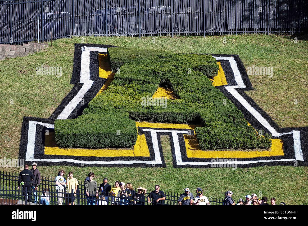 October 4, 2025: App State stadium. NCAA football game between Oregon ...