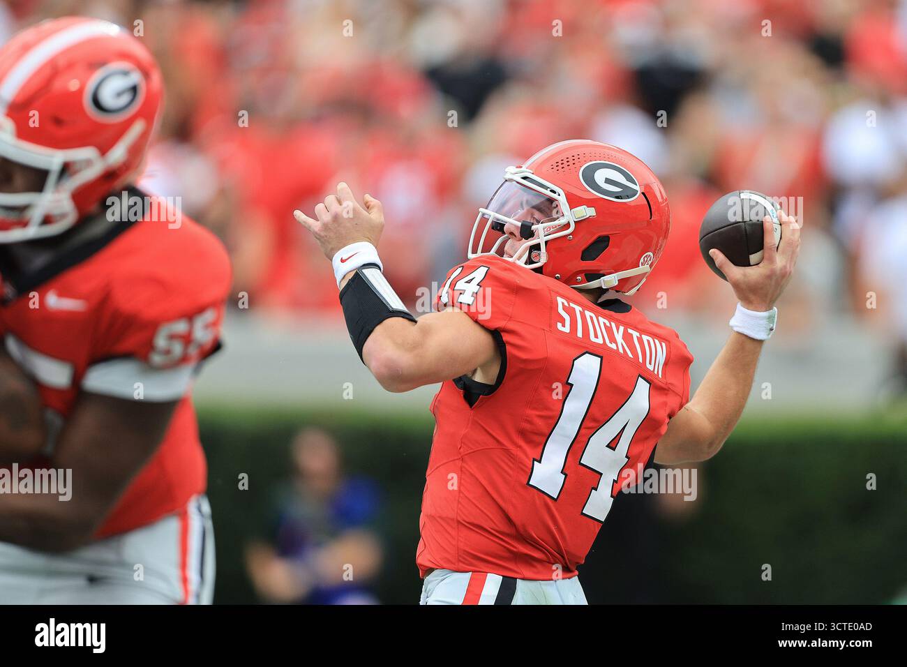 ATHENS, GA - OCTOBER 04: Quarterback Gunner Stockton #14 of the Georgia ...