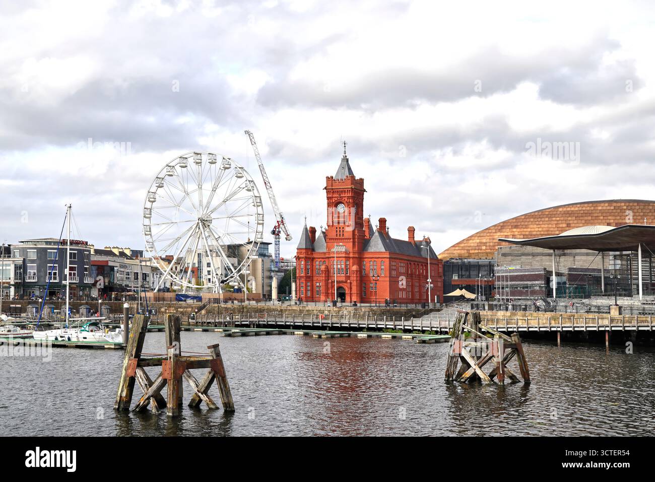 View across Cardiff Bay towards the Pierhead building,, South Wales, UK ...