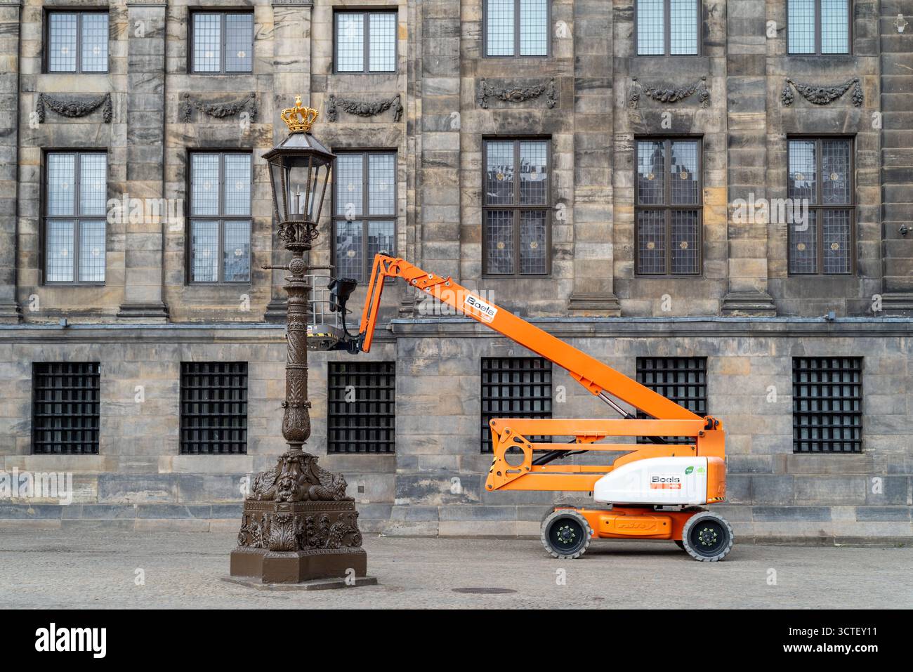 Mewp hi-res stock photography and images - Alamy