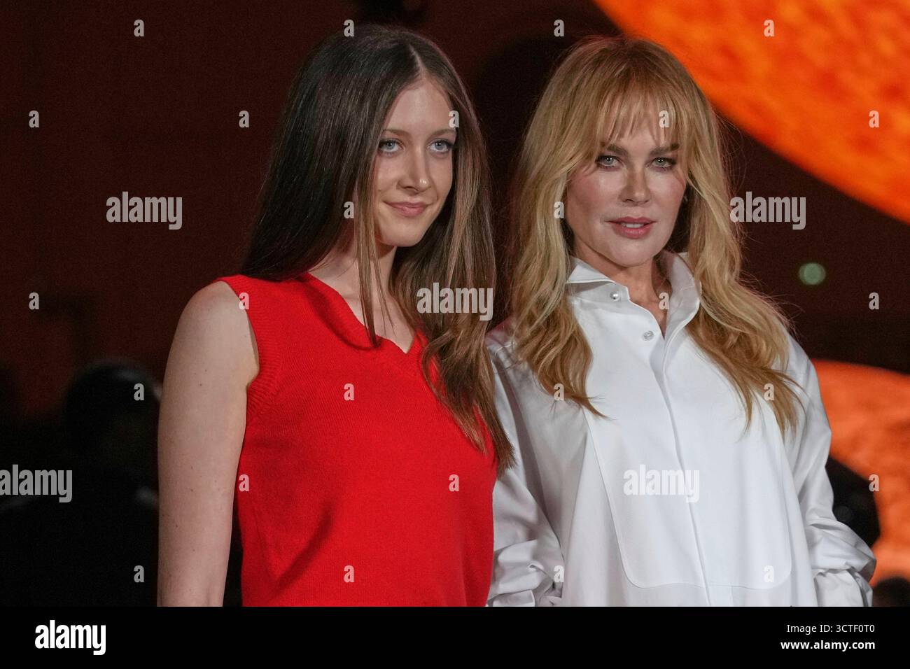 Sunday Rose Kidman Urban, left, and Nicole Kidman pose for ...