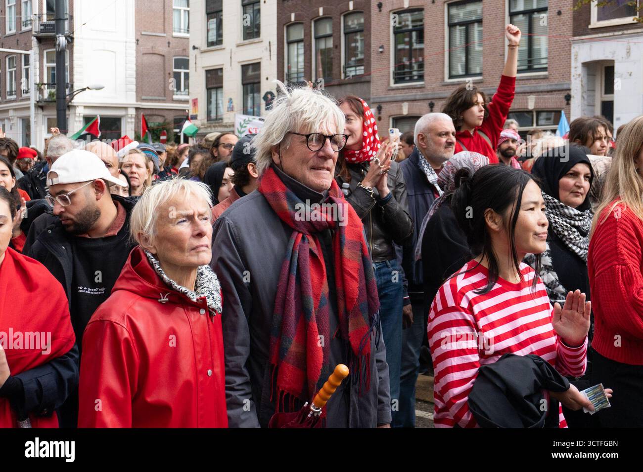 Amsterdam, Netherlands. 05 Oct 2025. People in the crowd participate in ...