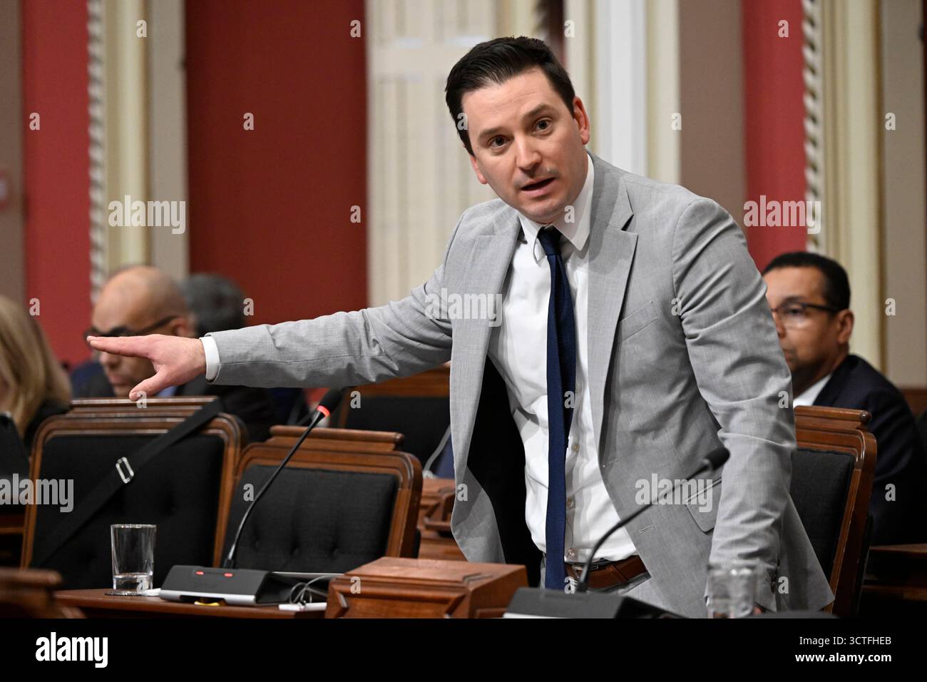 Le leader du gouvernement du Québec et ministre de la Justice, Simon ...