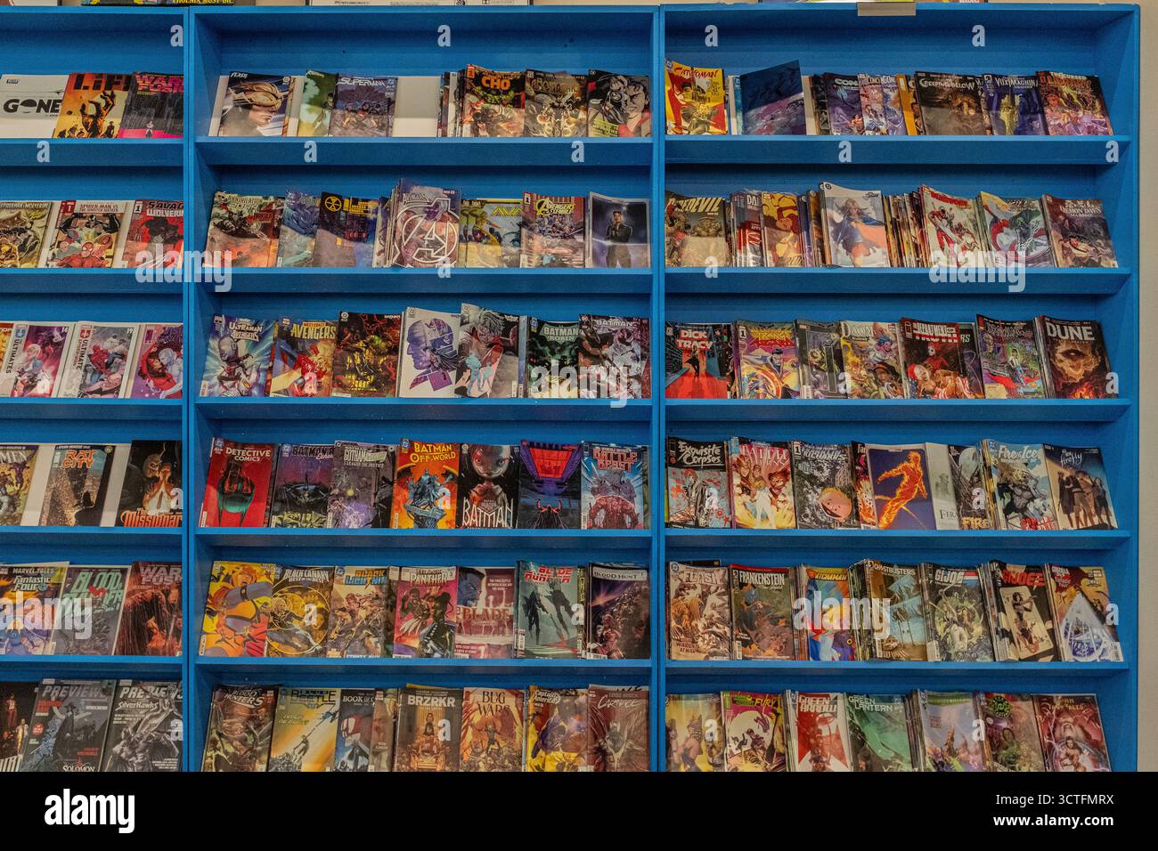 retailing at the Plymouth Meeting Mall Stock Photo - Alamy