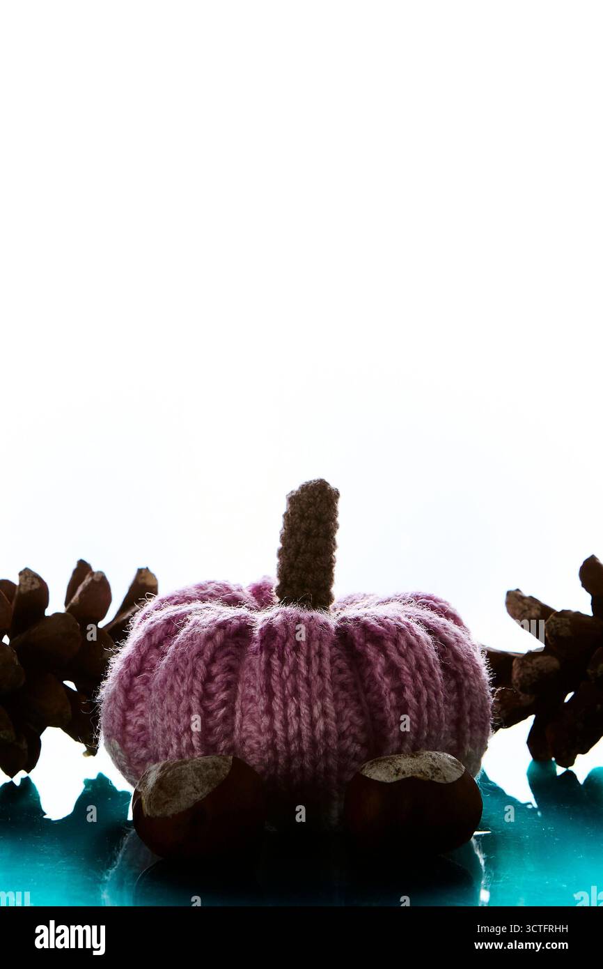 Reflective surface home hi-res stock photography and images - Alamy