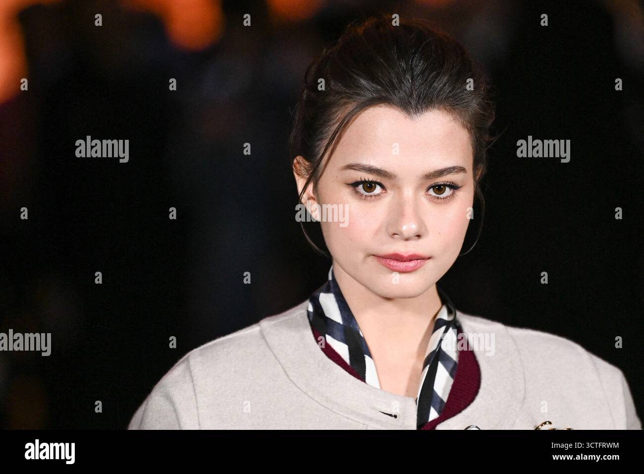 Rebecca Patricia Armstrong attending the Chanel Womenswear Spring ...