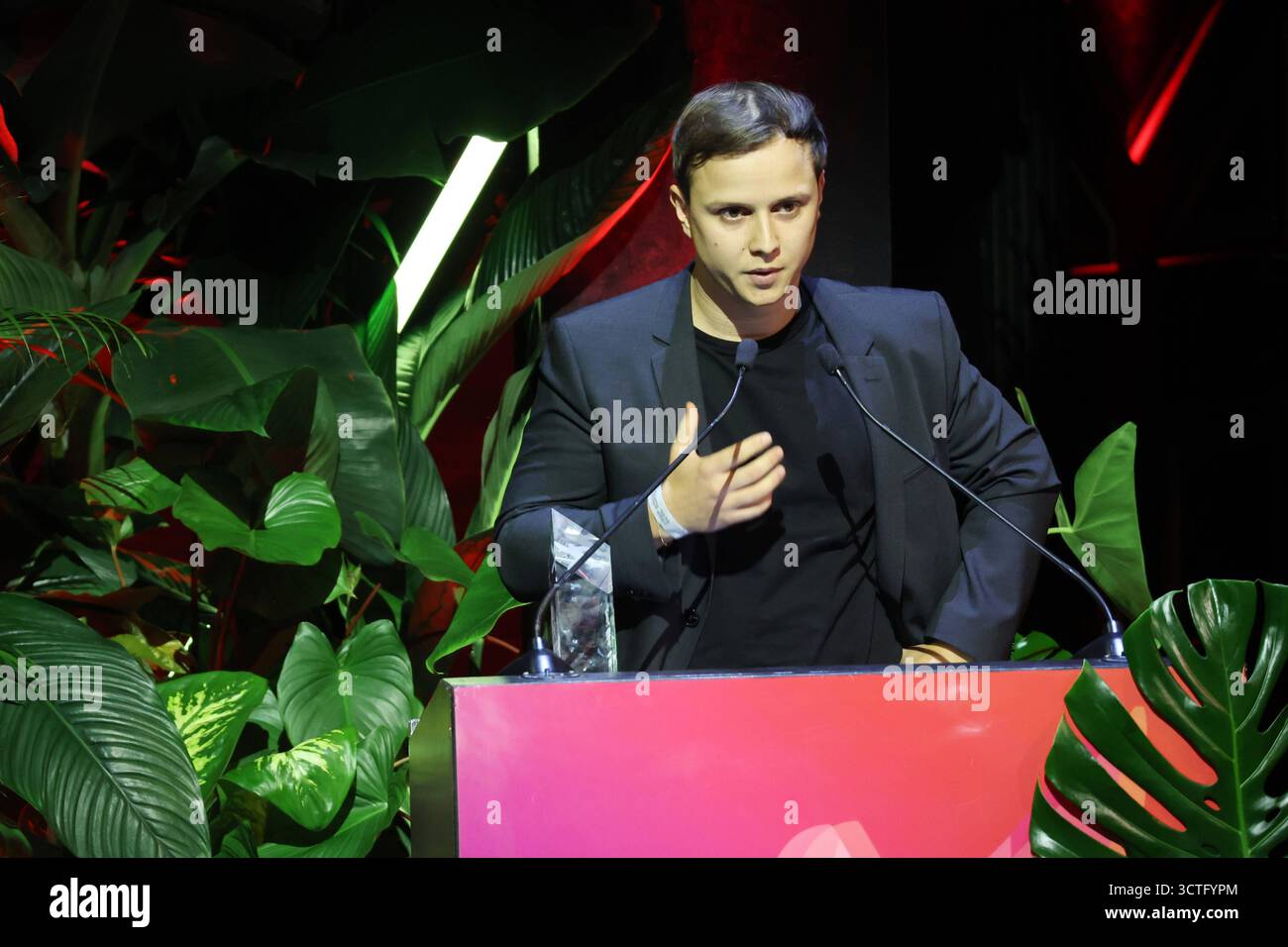 FIRST STEPS 2025 Gewinner NO FEAR Award Bernd Eichinger Award - Leon ...