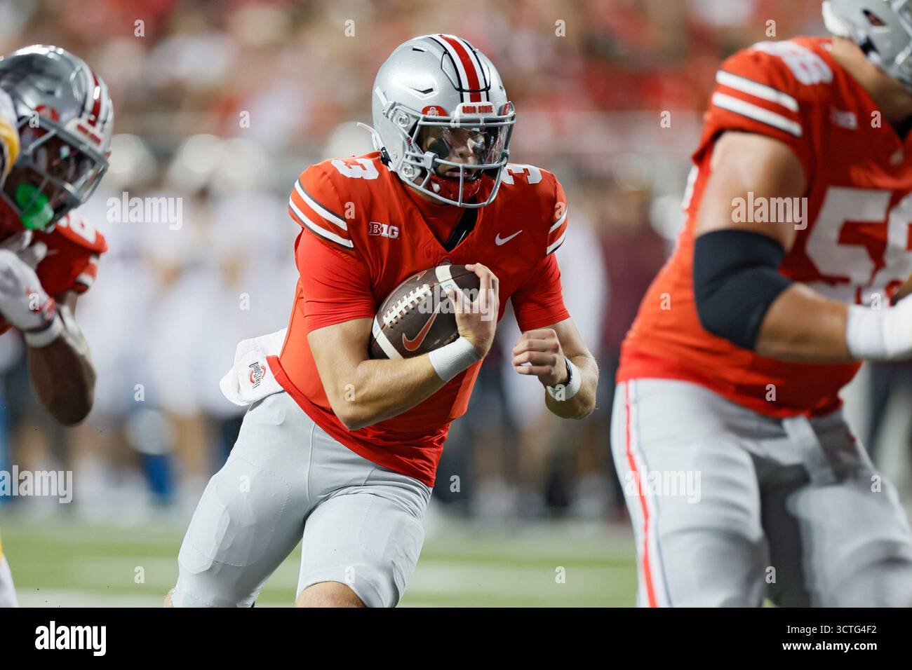 Ohio State quarterback Lincoln Kienholz plays against Ohio State during ...