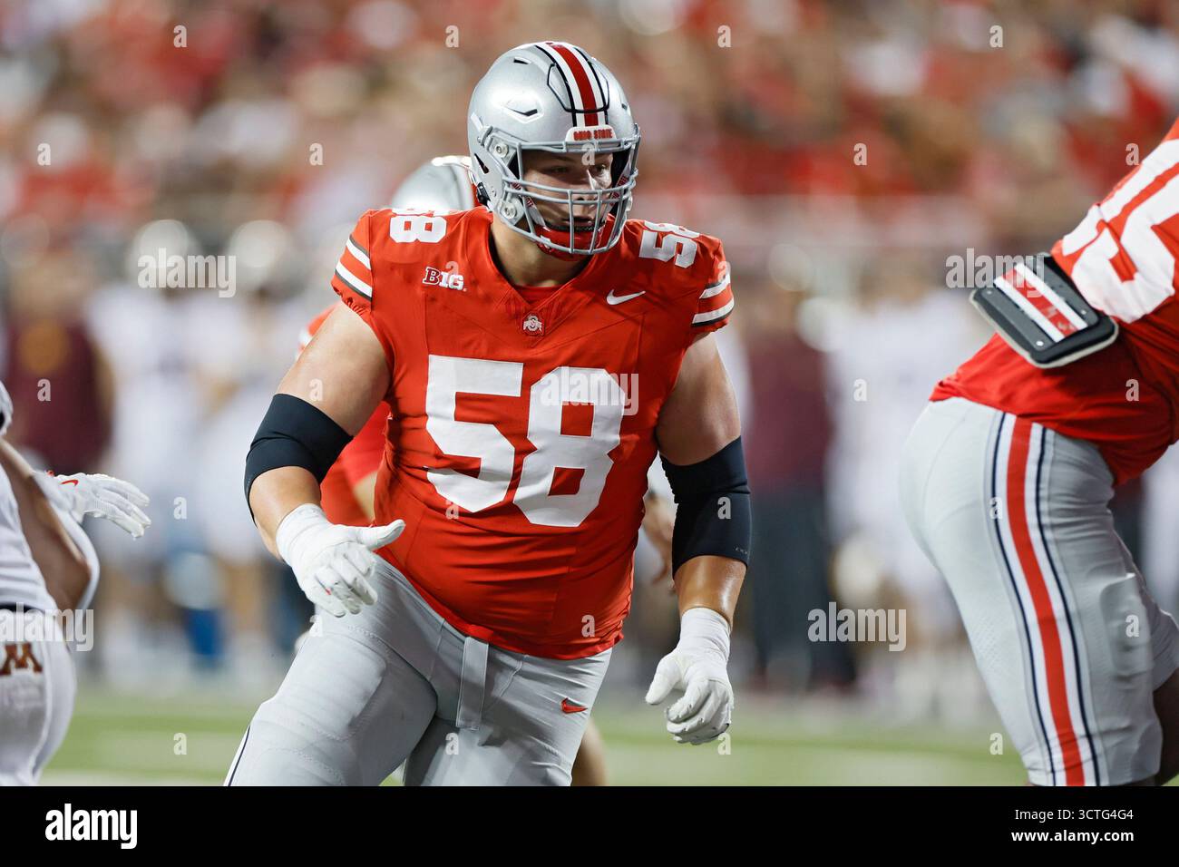 Ohio State offensive lineman Gabe VanSickle plays against Ohio State ...