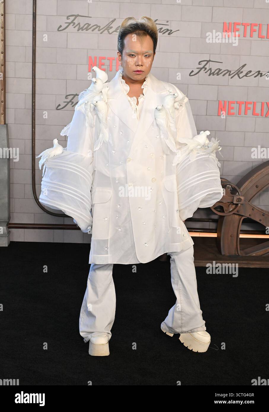 Los Angeles, USA. 06th Oct, 2025. Reinhardt Kenneth arriving to the ...