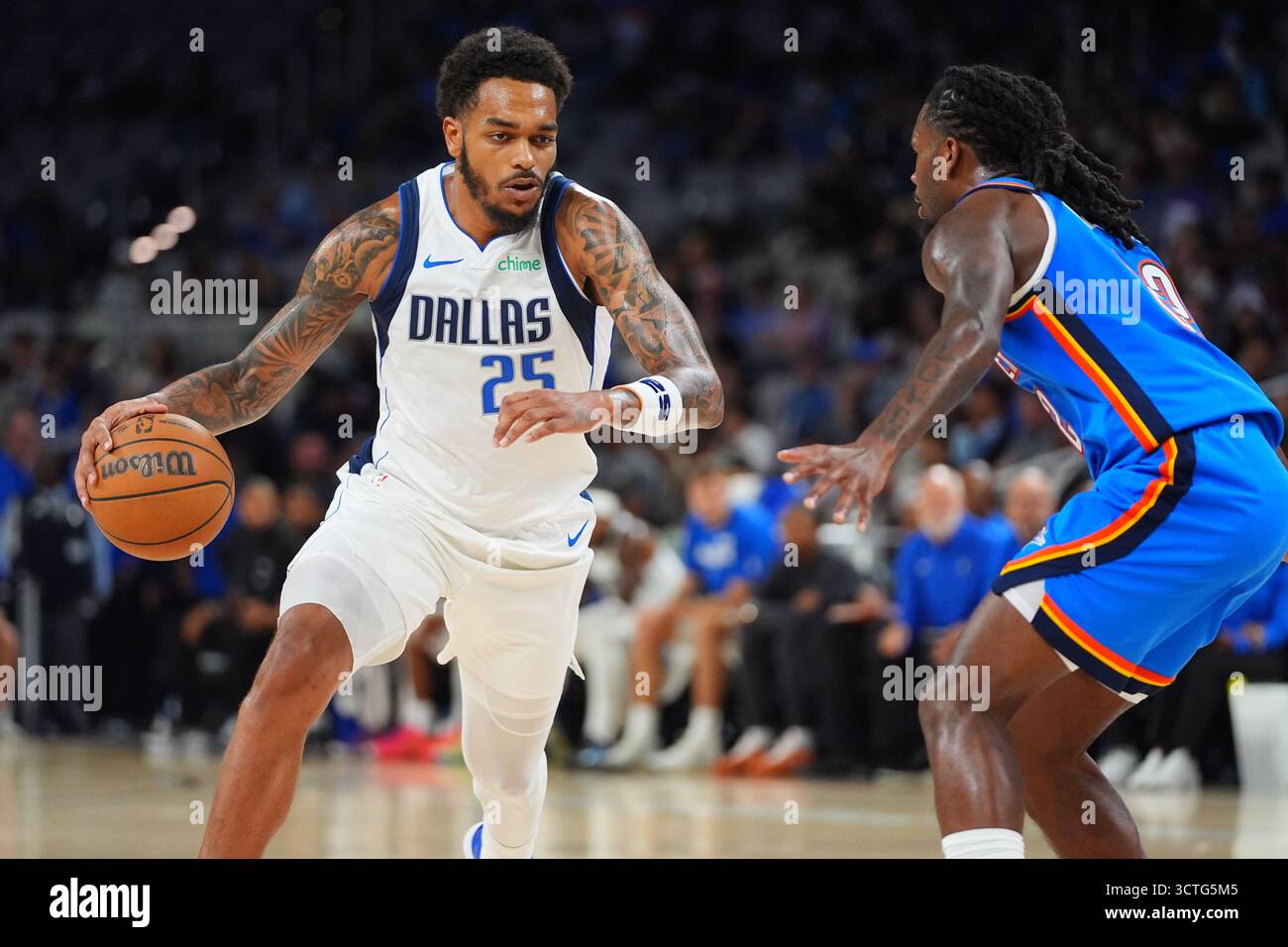 Dallas Mavericks forward P.J. Washington (25) drives against Oklahoma ...