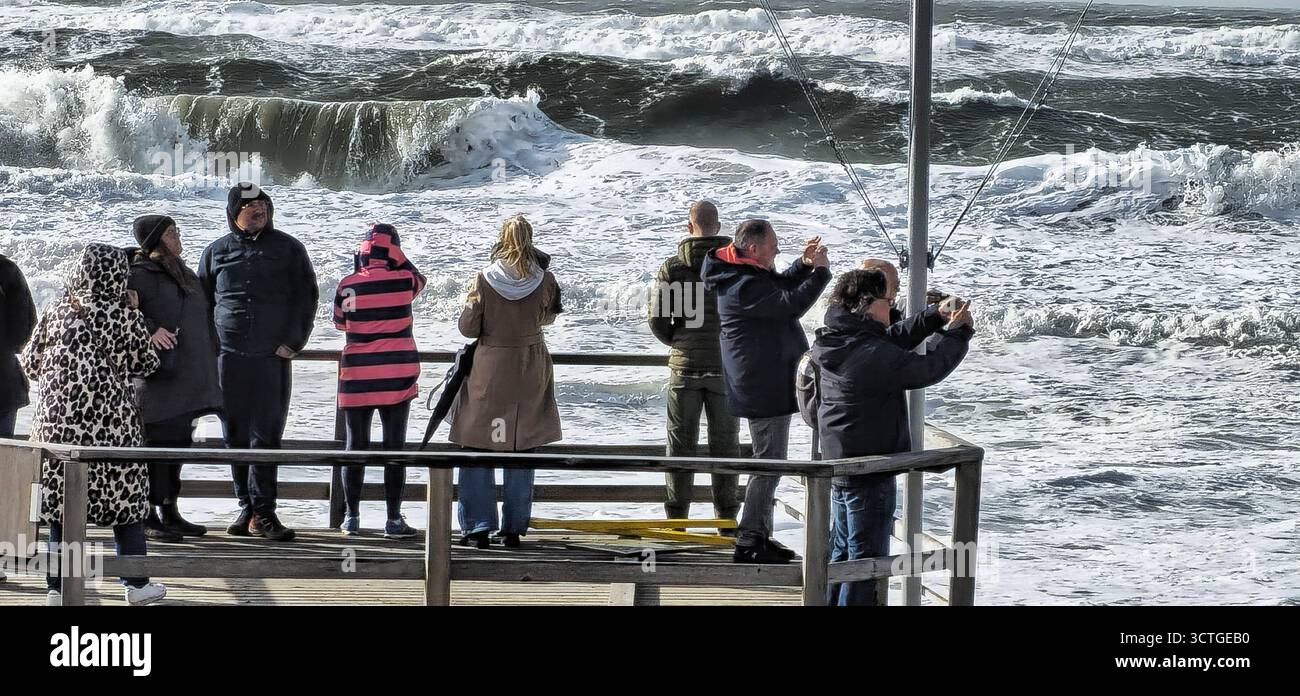 Sturmflut auf Sylt 05.10.25: Sturmflut auf der Nordseeinsel Sylt ...