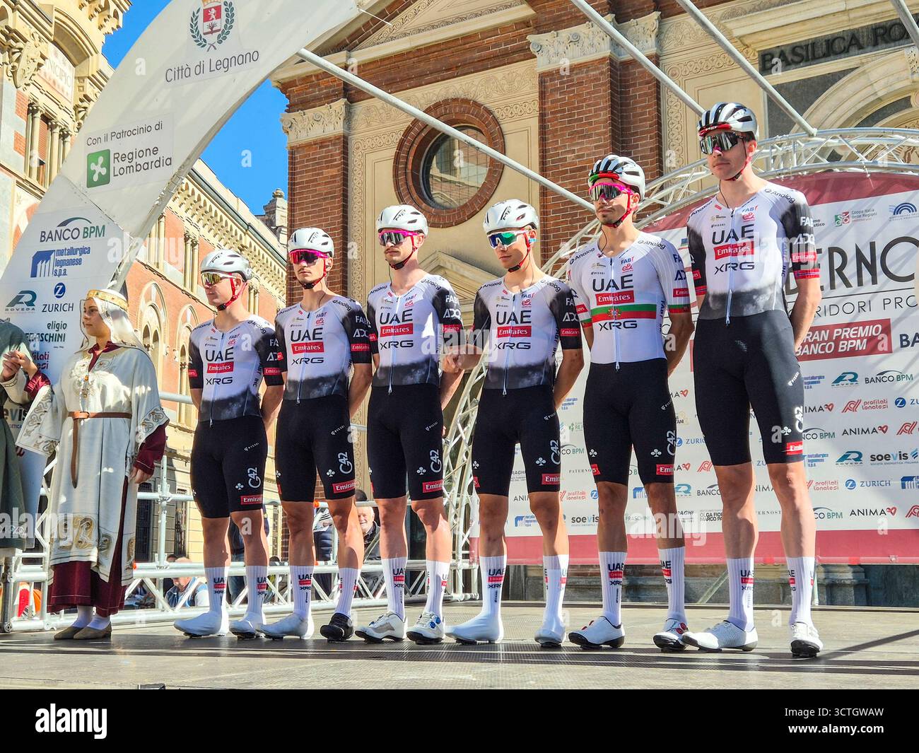 Uae emirates pro cycling team hi-res stock photography and images - Alamy