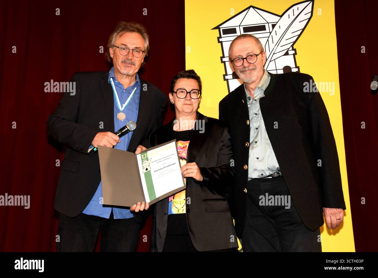 Thomas Grasberger.Autor-Journalist Preistraeger Praesidium -Laudatoren ...