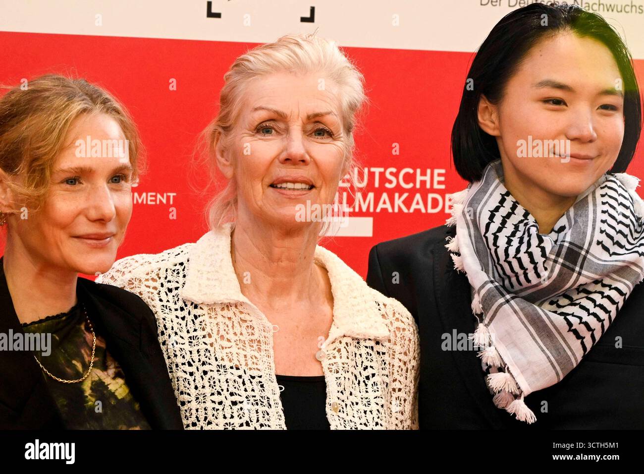abb Ladina von Frisching, Marika George und Yun Huang zu Gast auf dem ...
