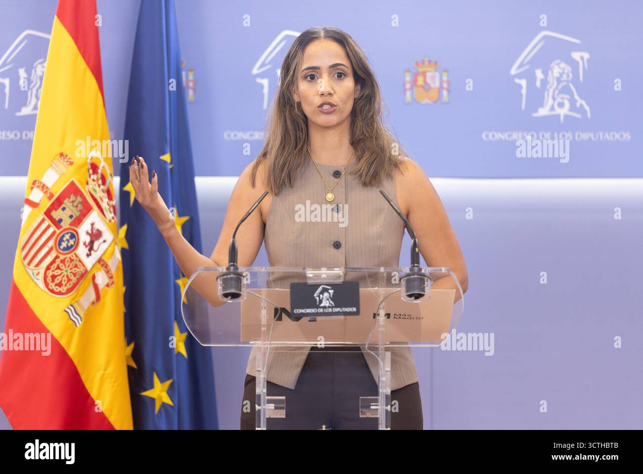Sumar deputy Tesh Sidi during a press conference prior to the Board of ...