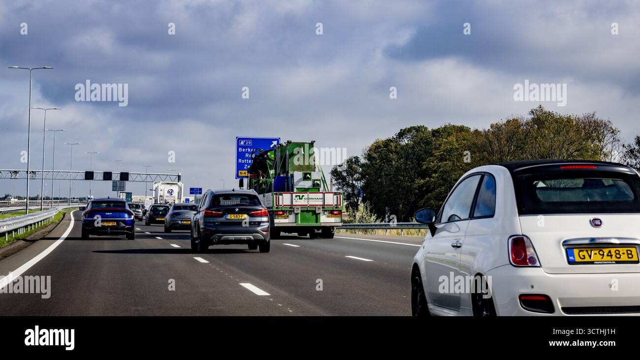 ROTTERDAM - The new A16 motorway in Rotterdam towards Dordrecht/Breda ...