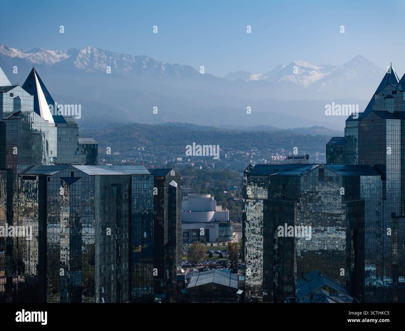 (251007) -- ALMATY, Oct. 7, 2025 (Xinhua) -- An aerial drone photo ...