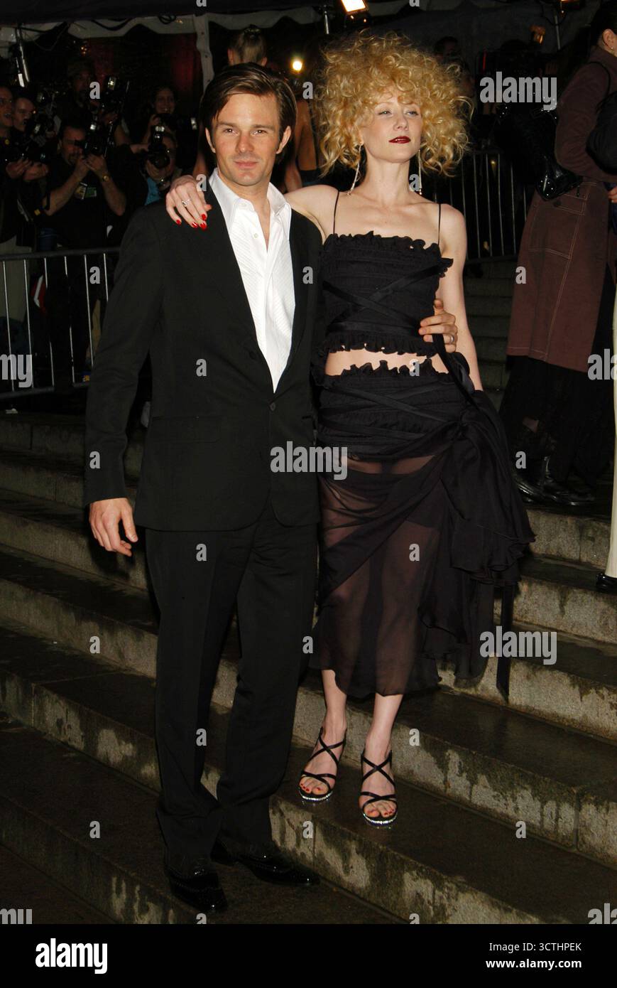 Anne Heche and husband Coley Laffoon at the 2004 Costume Institute Gala ...