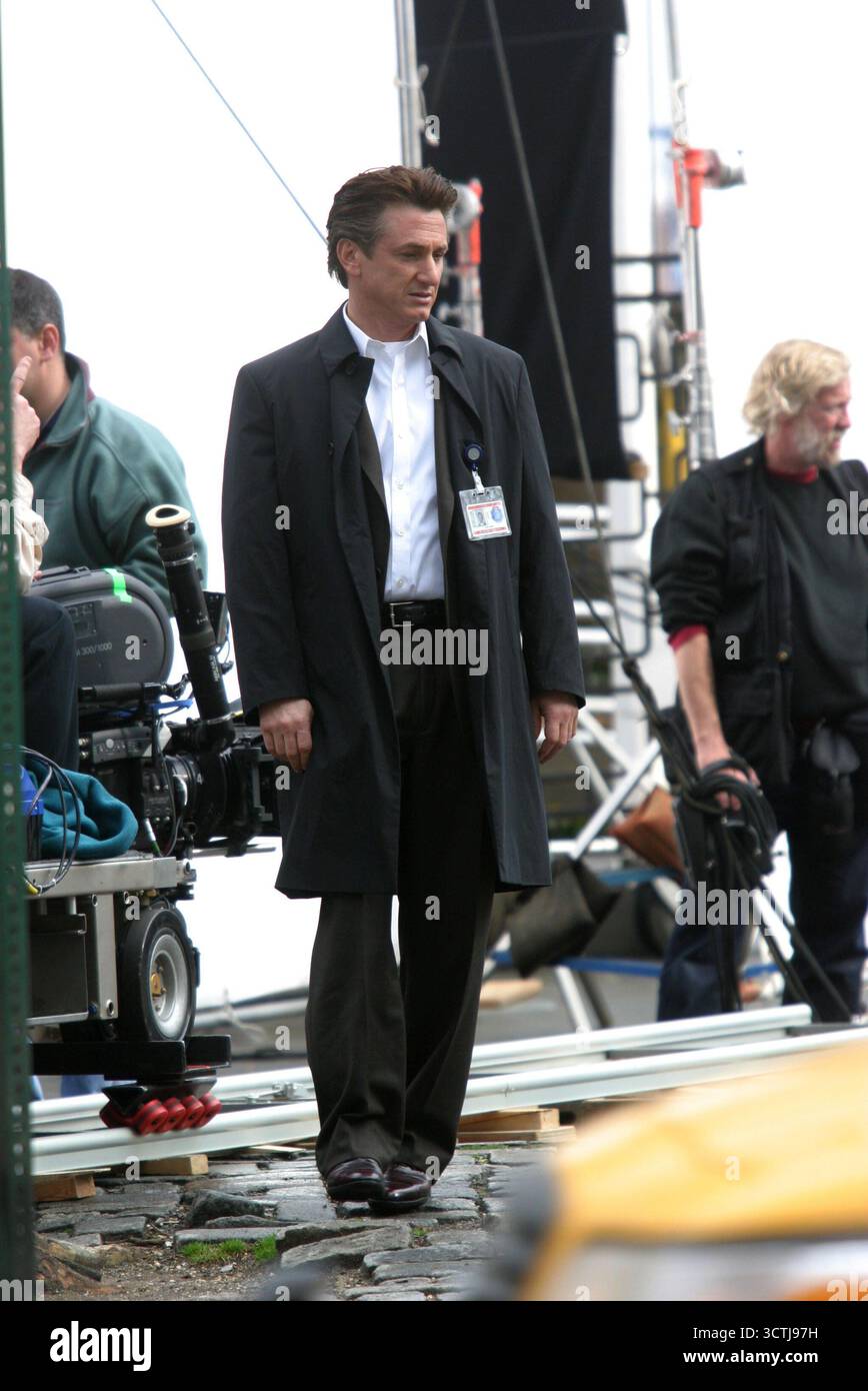 Sean Penn on the set of "The Interpreter" (in which he is co-starring ...