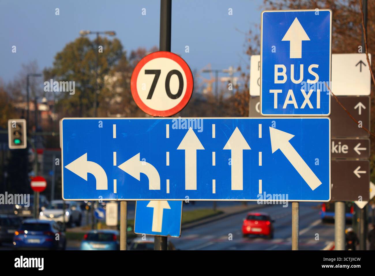 Complicated lane city intersection hi-res stock photography and images ...
