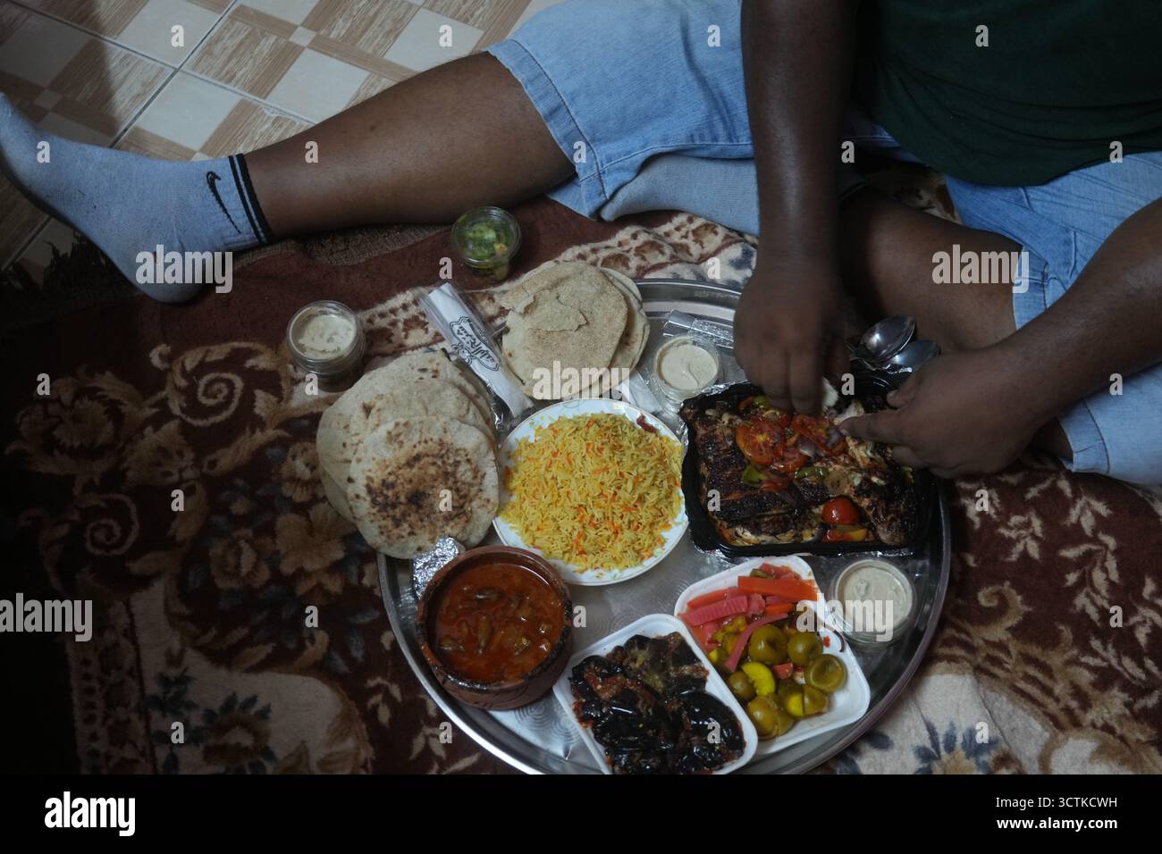 Egyptian wrestler Ashraf Mahrous, better known as Kabonga, eats his ...